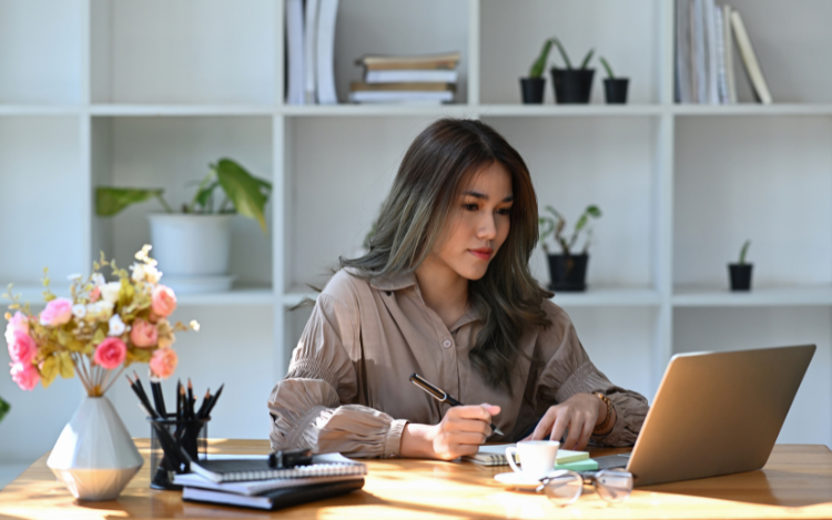 500+ Adjectives That Start With G